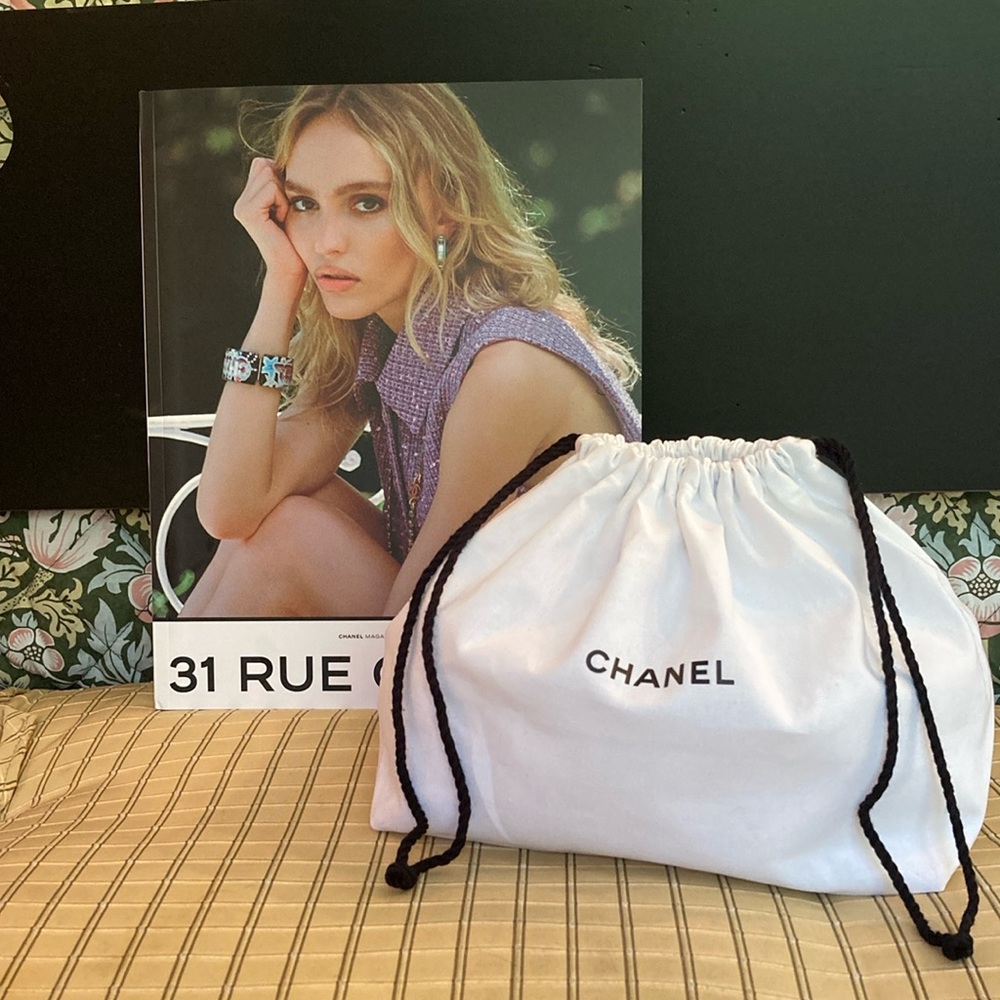 Chanel Magazine Sample Set - Gem